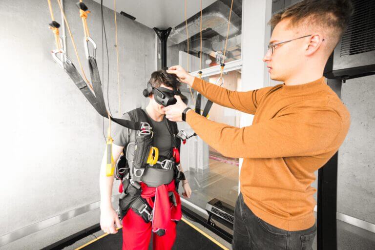 FLYSPOT parachute jump simulator